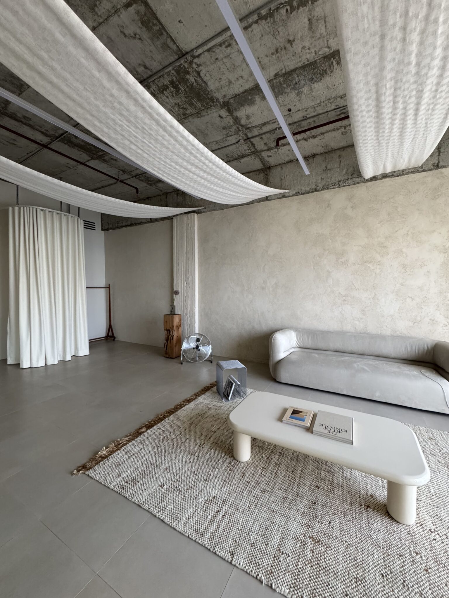 seamless studio